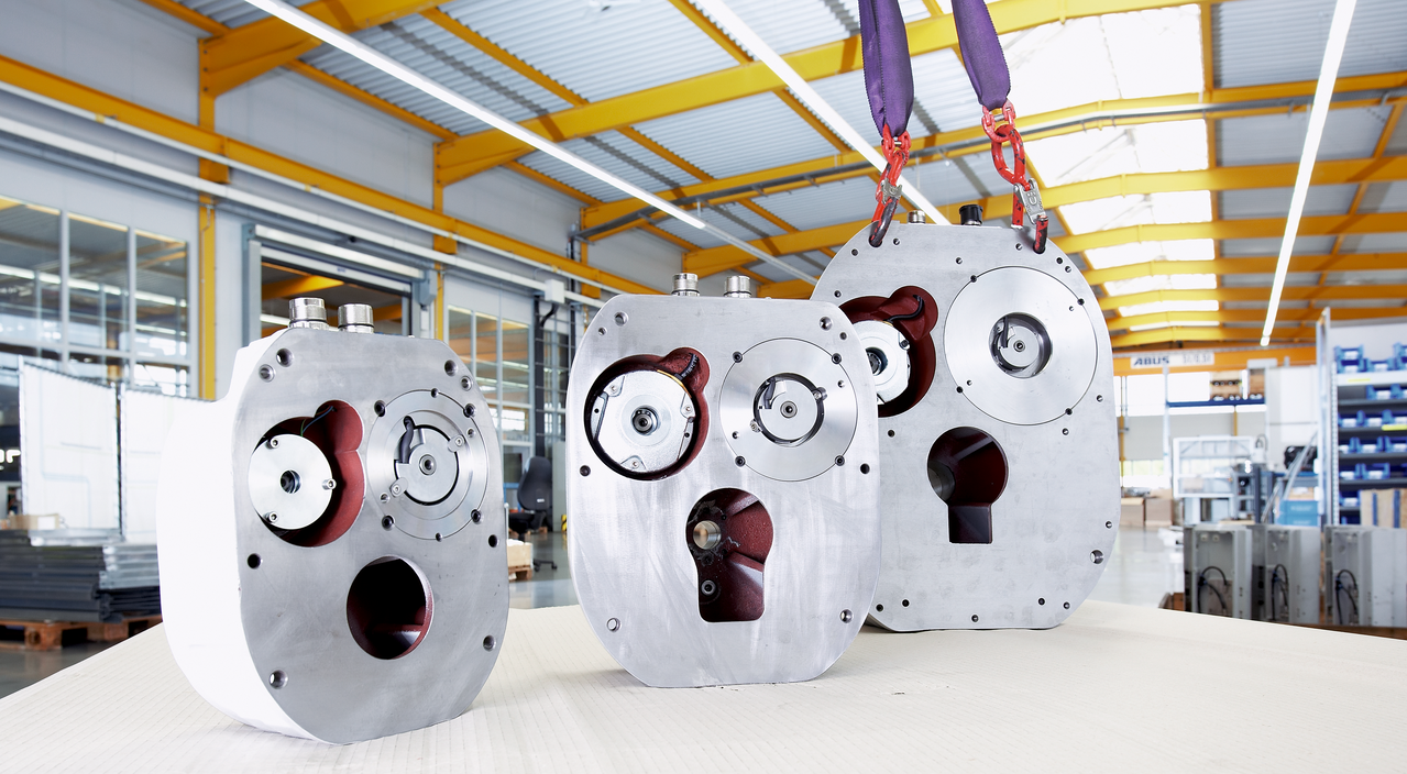 Reflecting on ten years of HIPERFACE DSL one cable technology - SICK ...