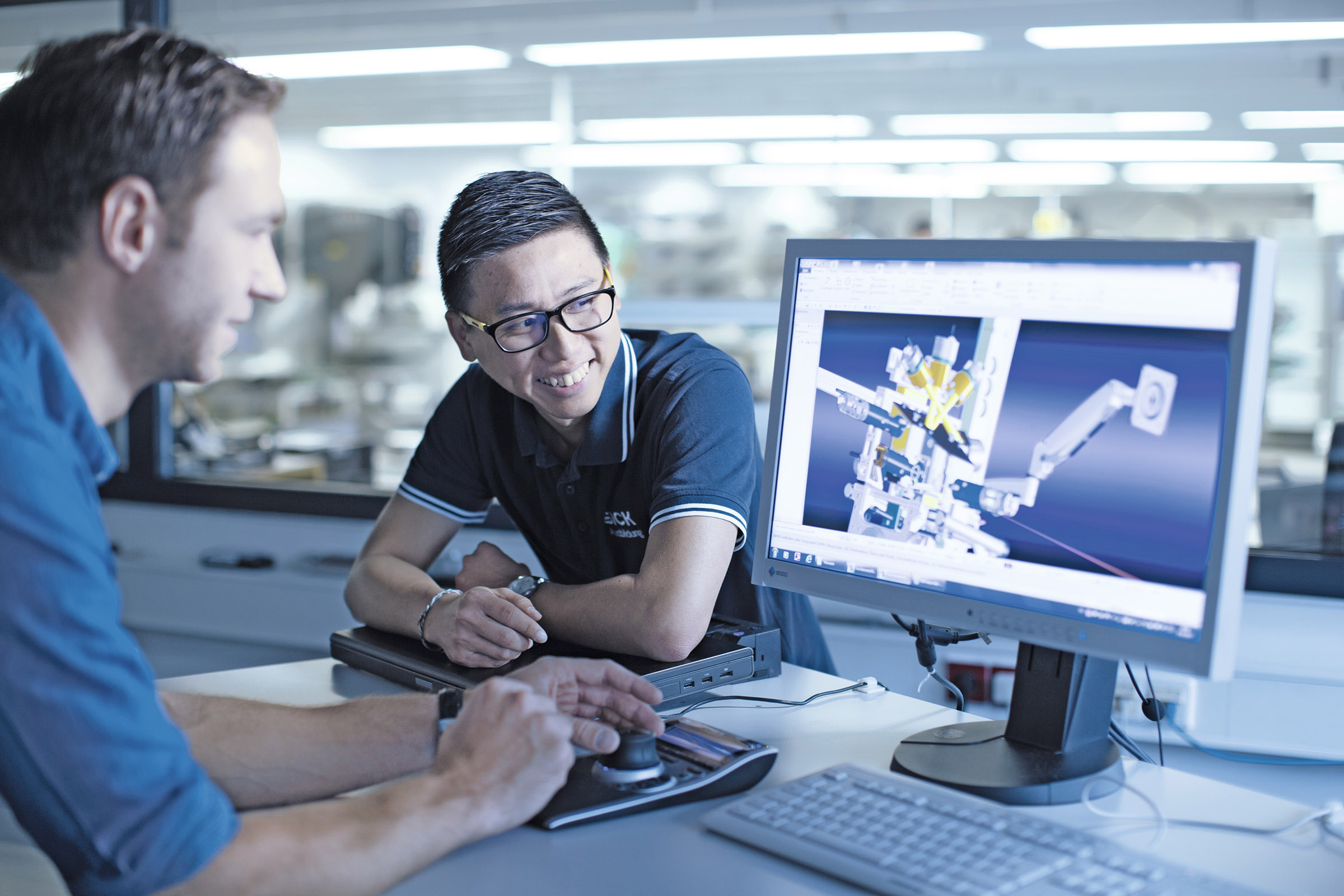 Universal Robot Language for Effective Human-Robot Collaborations