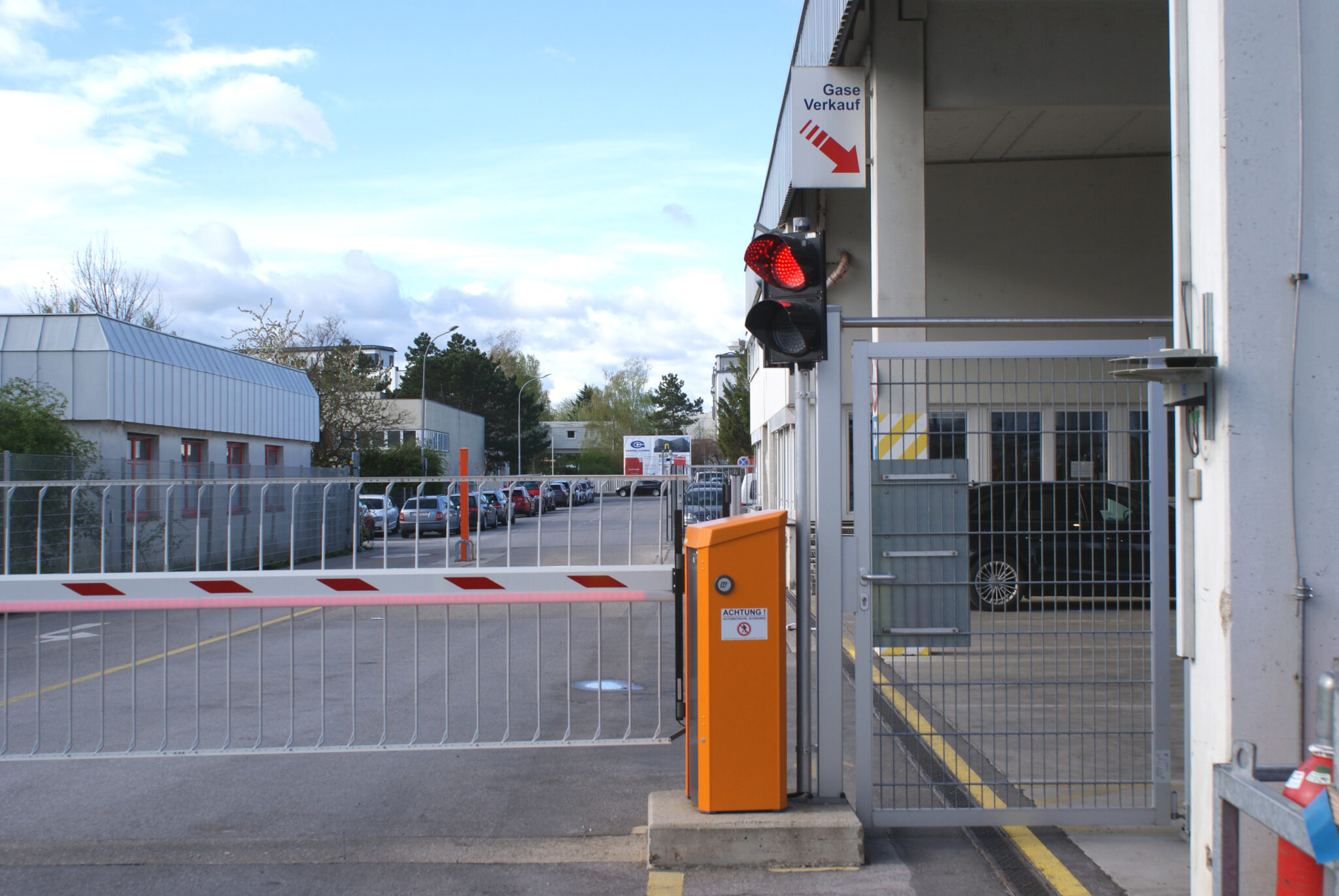 Ensuring Safety and Efficiency: Automated Barrier Control with 2D LiDAR ...